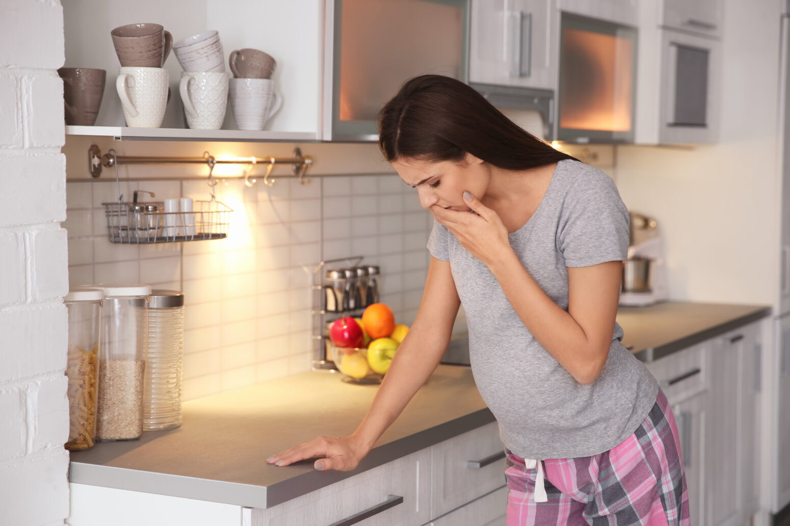 6 Tips for Reducing Morning Sickness - Plant Based Juniors